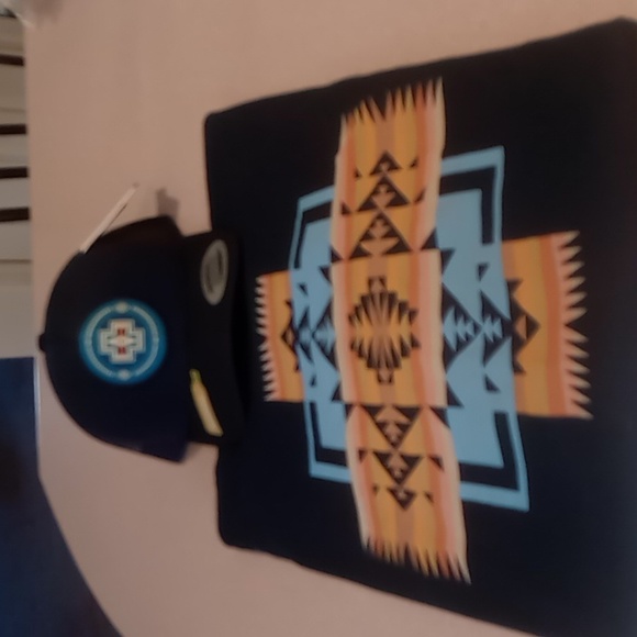 Pendleton | Accessories | Pendleton Limited Edition Harding Patch Trucker Hat Iconic Motif Tee ...